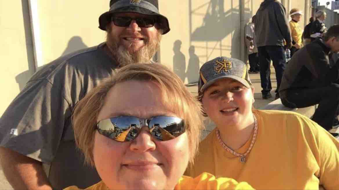 Fundraiser for Tracy Perry by Morgan Widner : Help me pay my mom’s ...