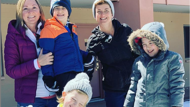 Fundraiser by Lilian Wang : Help Amy & Fee rebuild their home