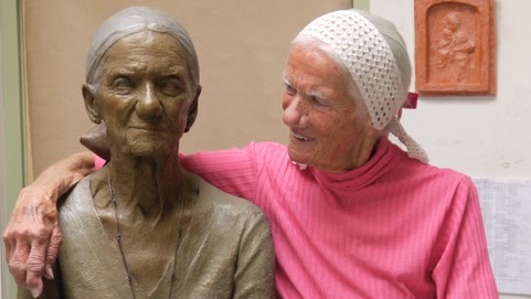 Fundraiser for Victoria Davila by Deborah Bodelson : Theo Raven Dedication