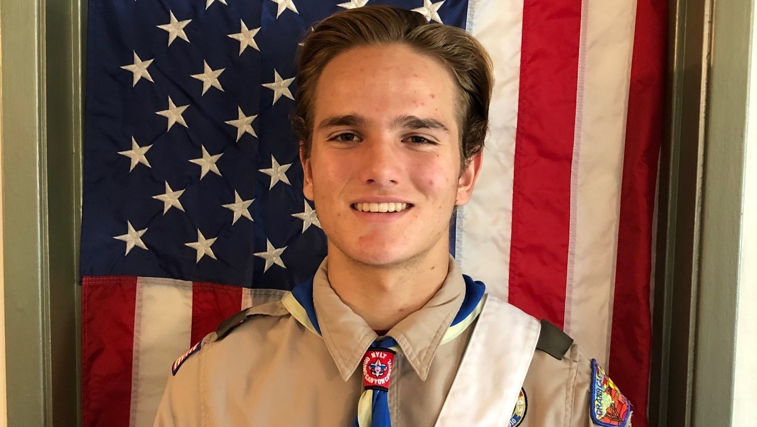 Fundraiser by Di Kamin : Eagle project: Veritas Flag & Tree installation