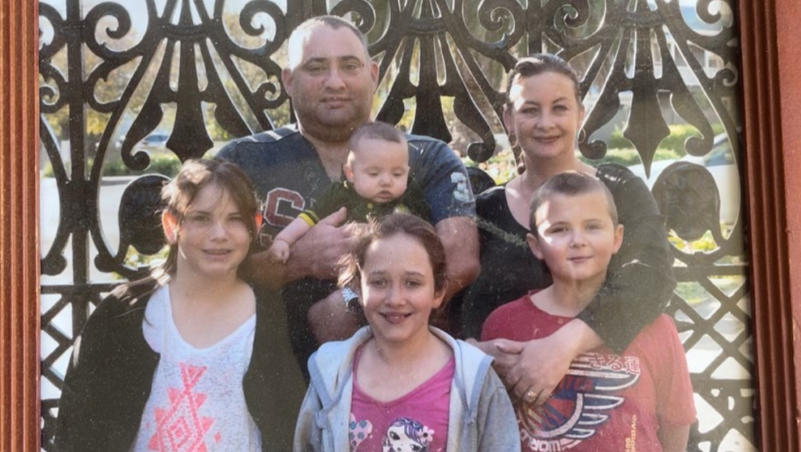 Fundraiser by Noel Borg : Help Kim through this struggling fight