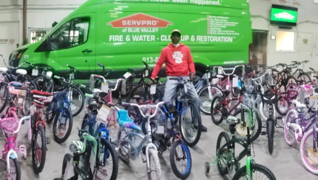 Fundraiser by Catch Up With Jesus Kansas City : CHRISTMAS BIKE AND TOY ...