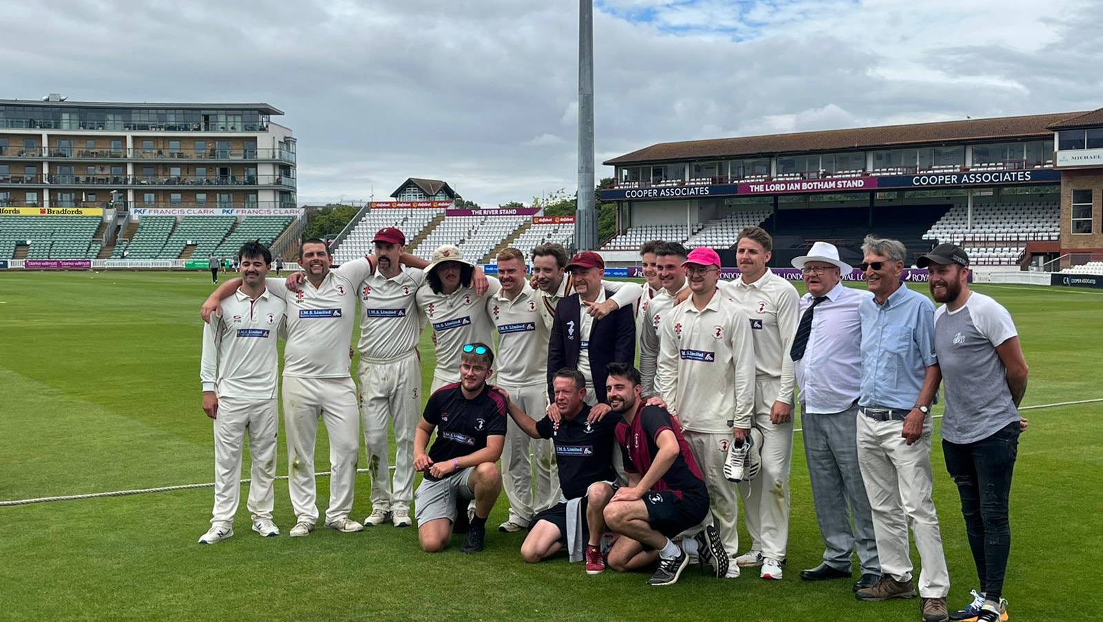 Fundraiser for Darren Butt by Peter White : 24hrs Batting Marathon for ...