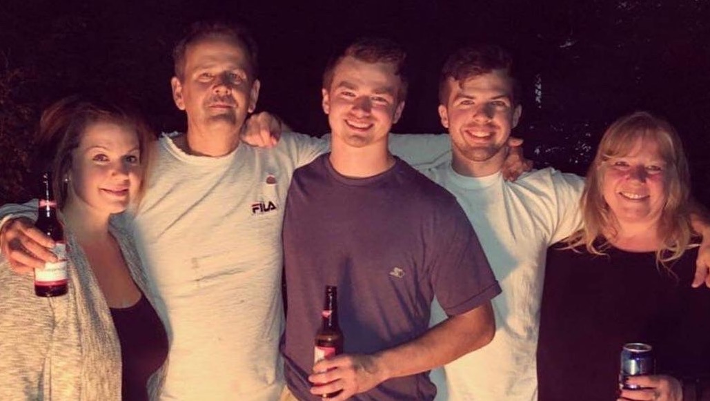 Fundraiser by Jessica Grenier : Help the Grenier's
