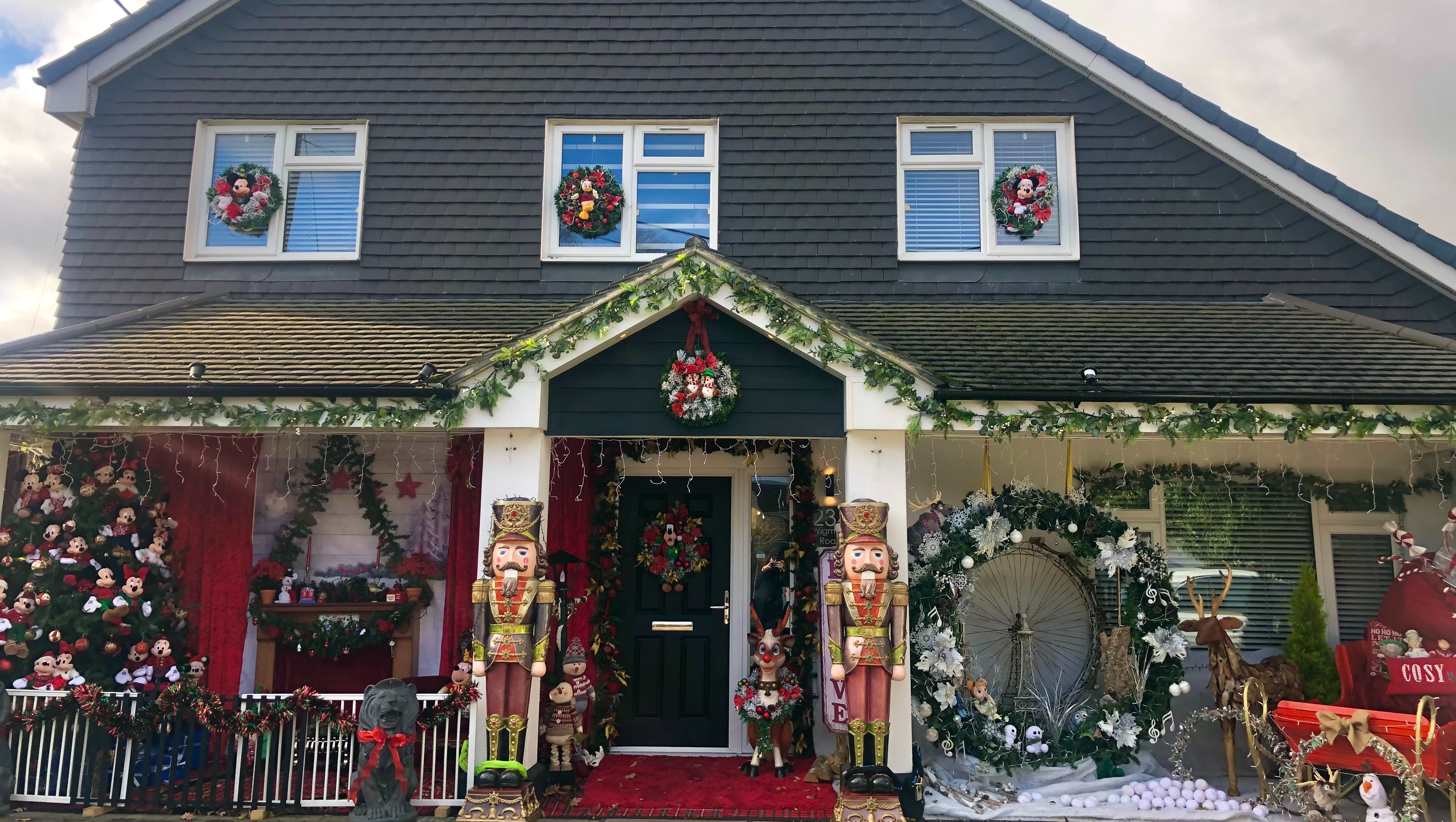 Fundraiser by Lavinia Hedges : Hedges Very Merry Christmas House