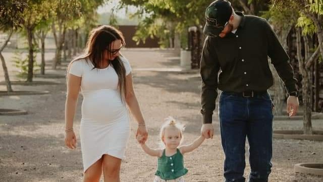 Fundraiser for Isaac Milam by Sara Milam : Jonnilynn, Isaac, Gracie & Baby Milam