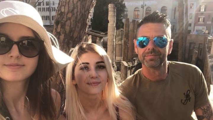 Fundraiser for Sarah Mantle by Tom Phillips : In Loving Memory Of ... Fundraiser for Sarah Mantle by Tom Phillips : In Loving Memory Of ...