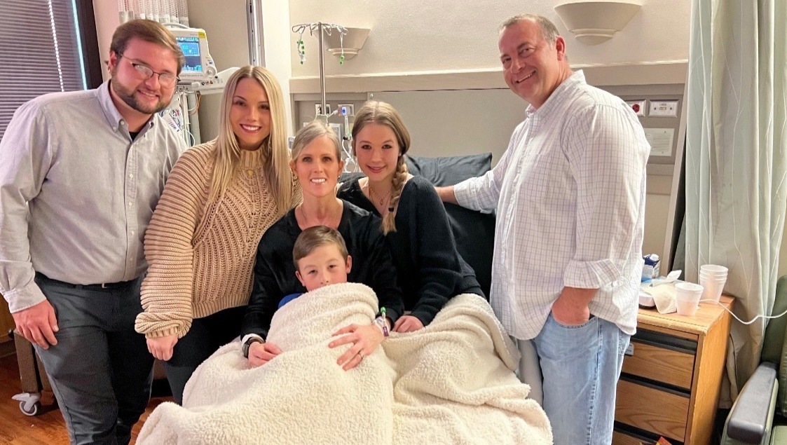 Fundraiser for Montana Lyons by Shea Weir : Let's help Susan Lyons in ...