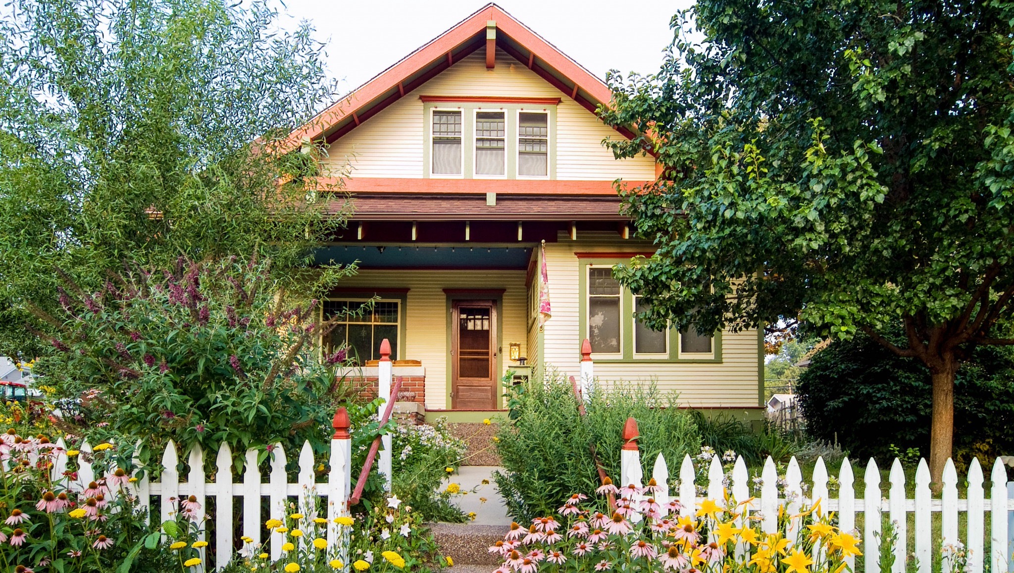 Fundraiser by Rachel Amaru : Help Maria buy a house