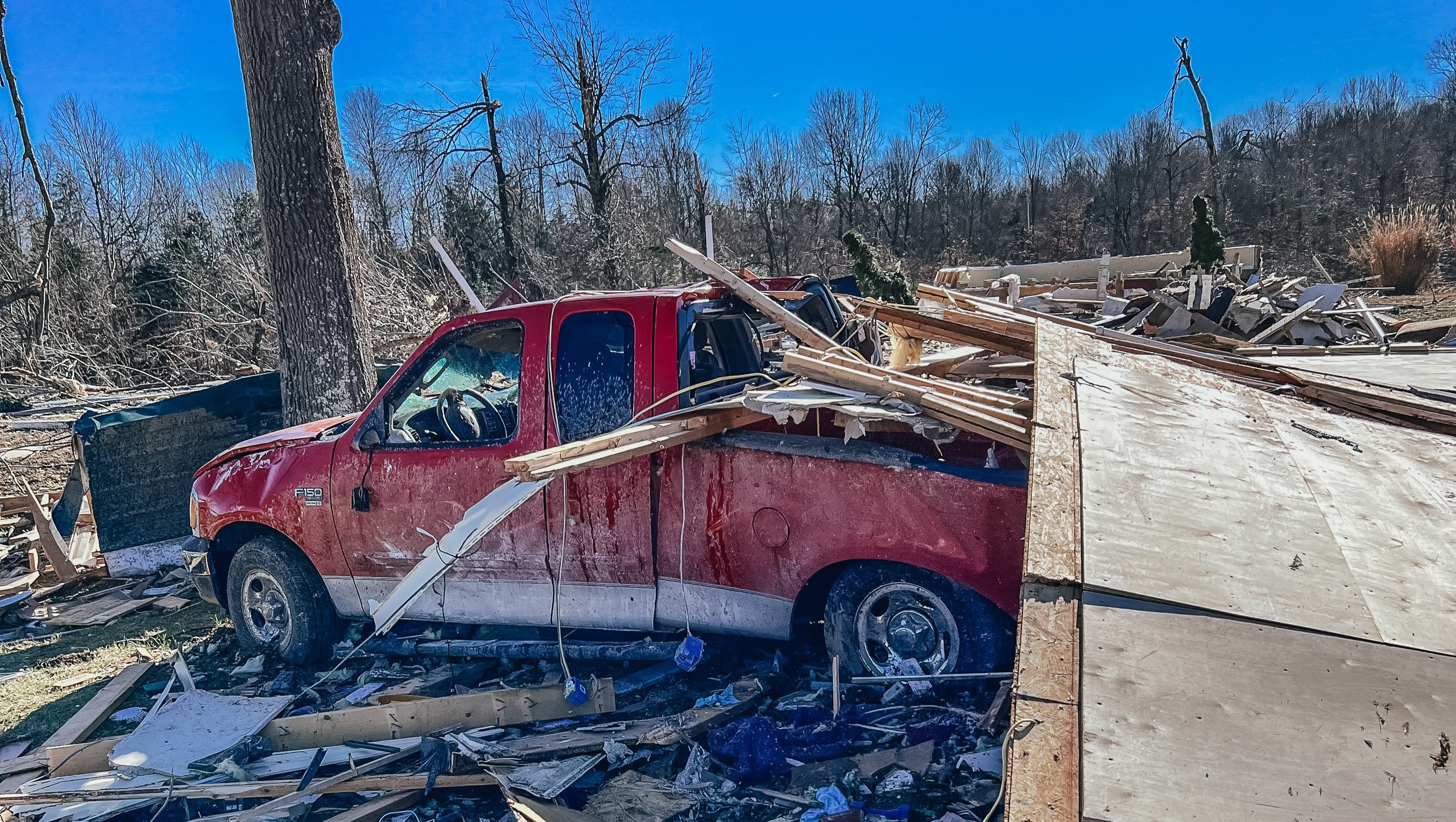 Fundraiser by Jonathan Burdon : Help the Burdon family - Tragic tornado ...