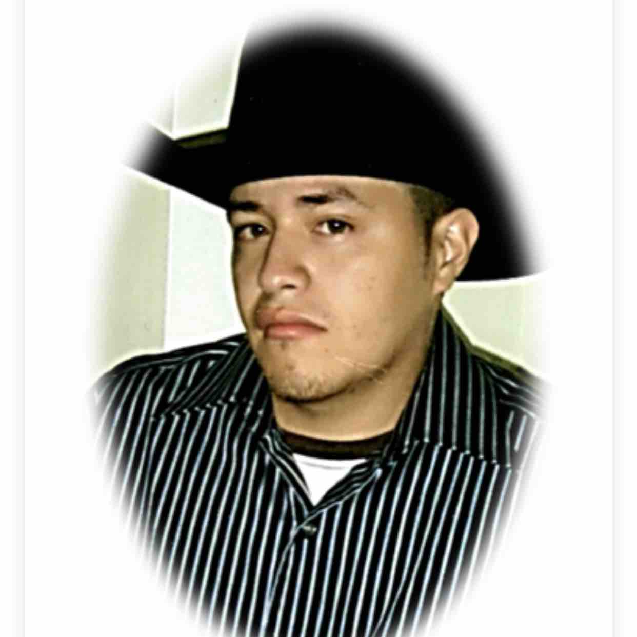 Fundraiser by Alba Miesell : Misael Reyes