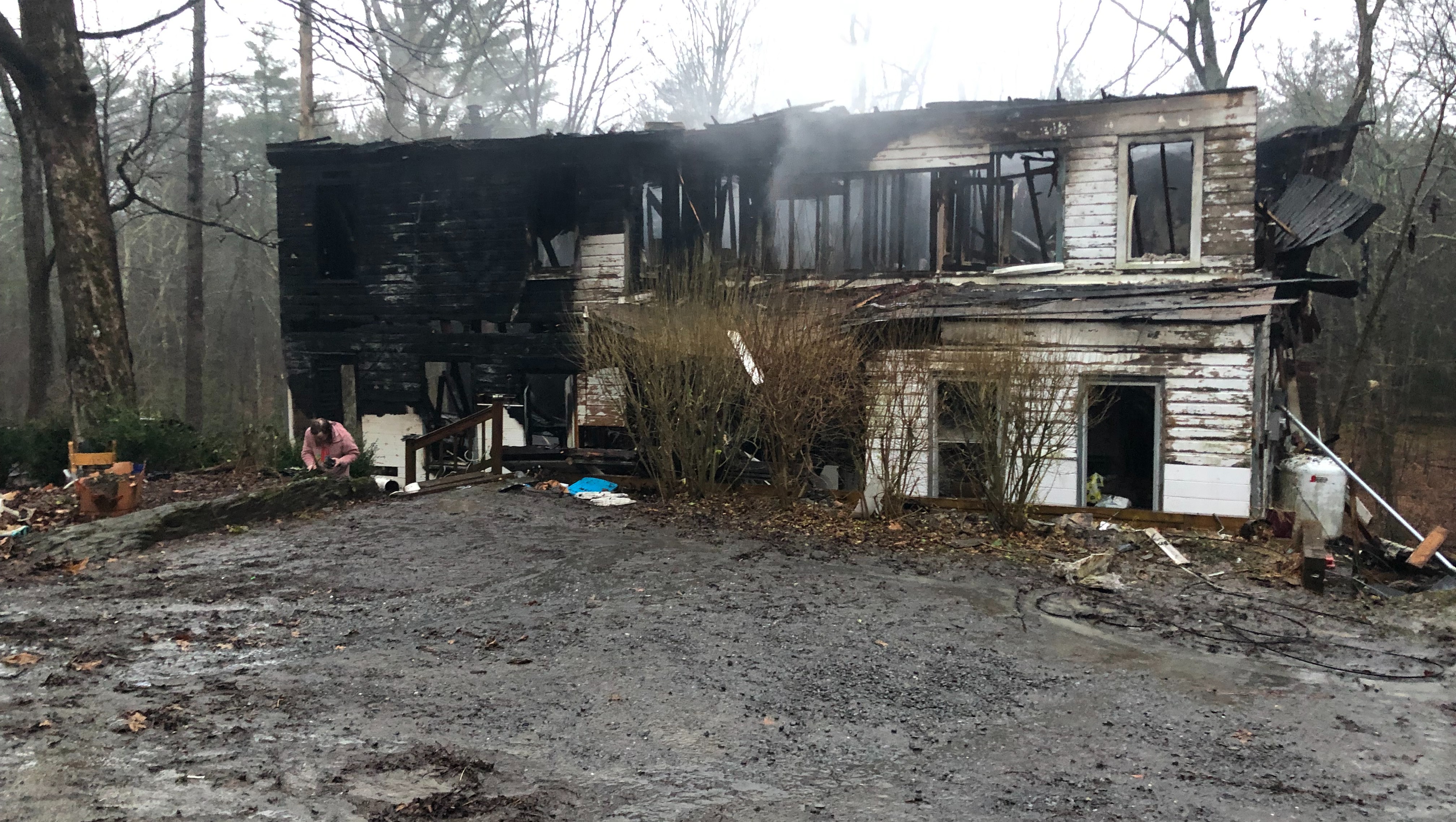 Fundraiser for Lisa Menard by Steven Menard : Palenville House Fire