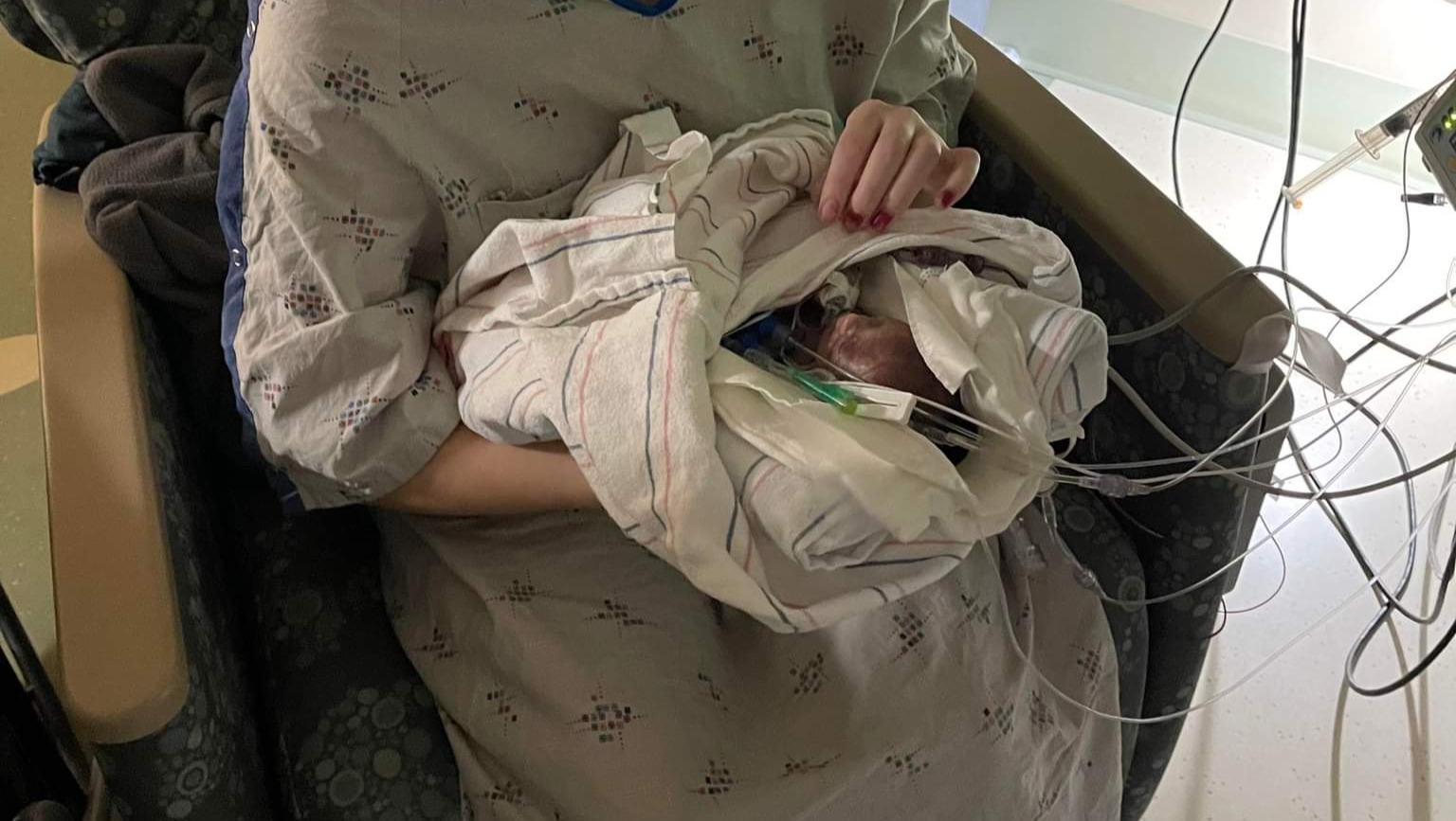 Fundraiser for Cheyenne Combs by Taylor Lazzarino : A baby's funeral