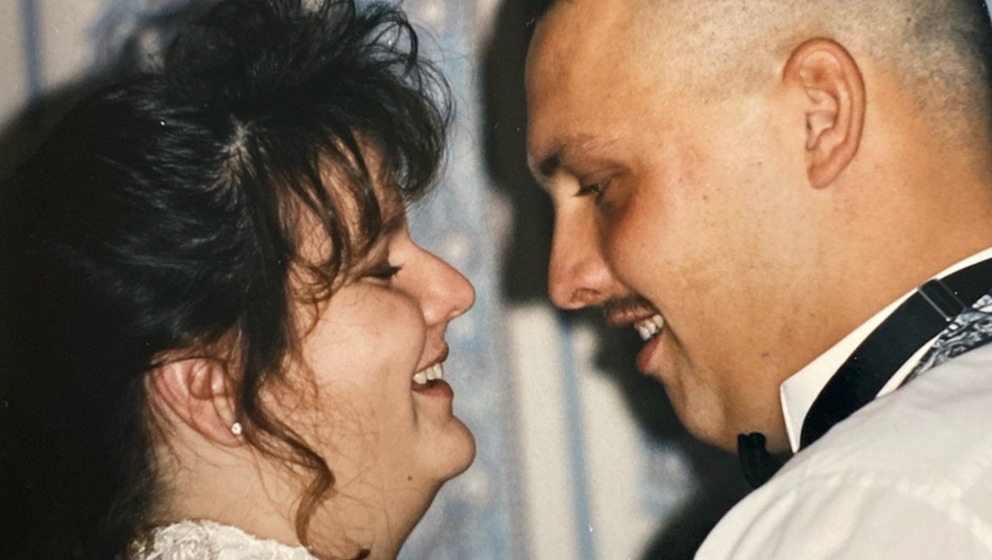 Fundraiser for Lisa Simonds by Nicole Cate : Help Lay Mike to Rest