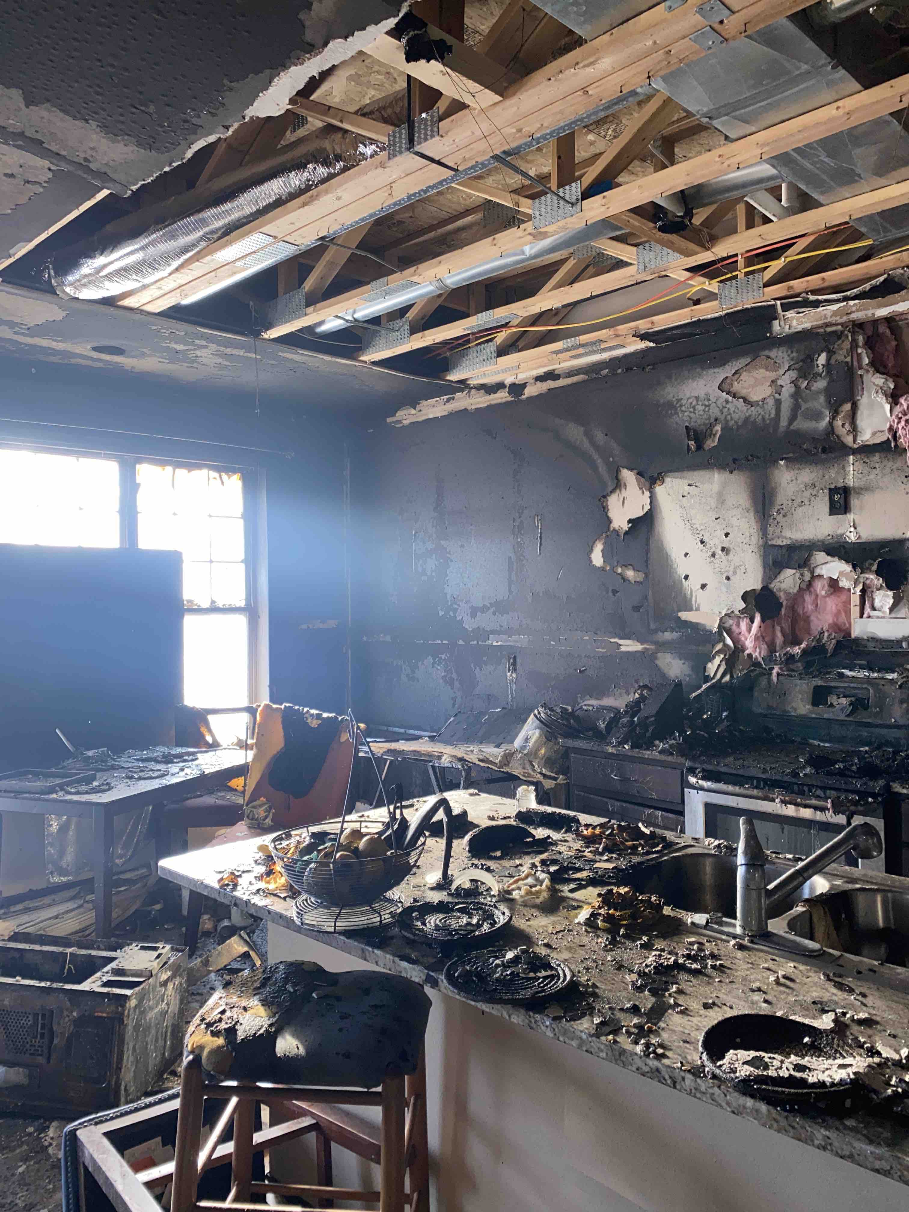 Fundraiser by Agnes Pupo : Agnes and Her Family Lost Everything In Fire