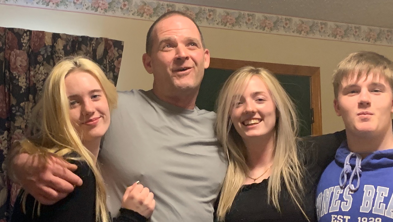 Fundraiser by Riley Godfrey : Helping the family of Keith Crawford