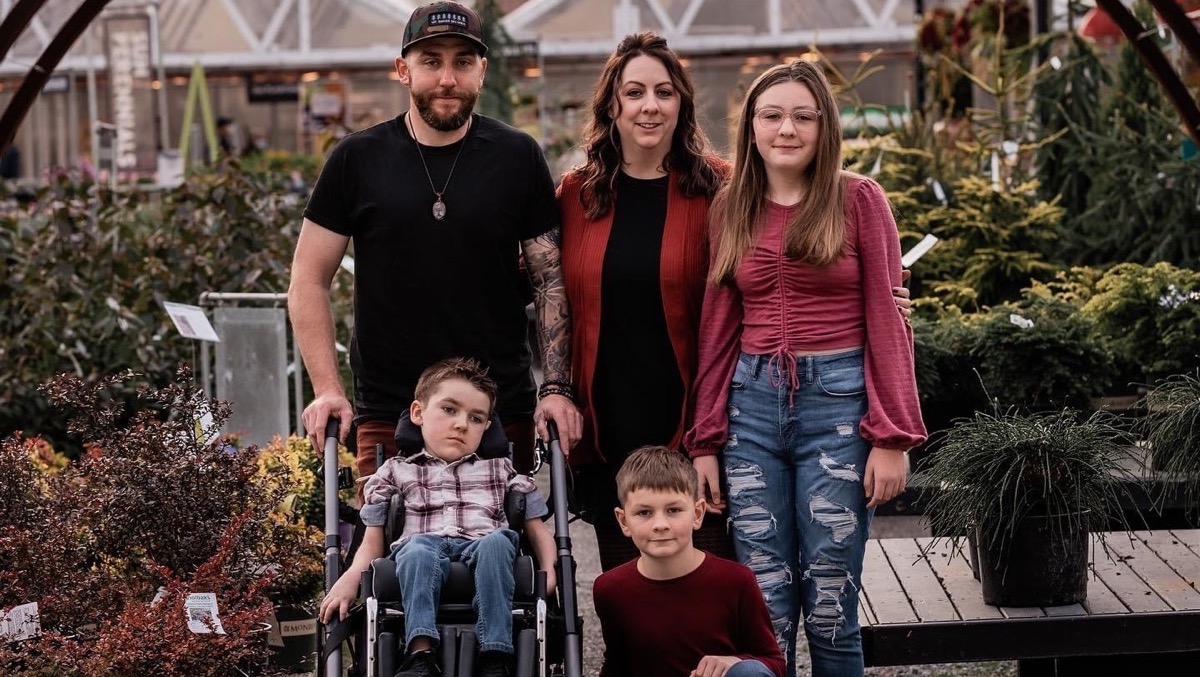 Fundraiser for Sandy Hendrickson by Stephen Hendrickson : I am Legend