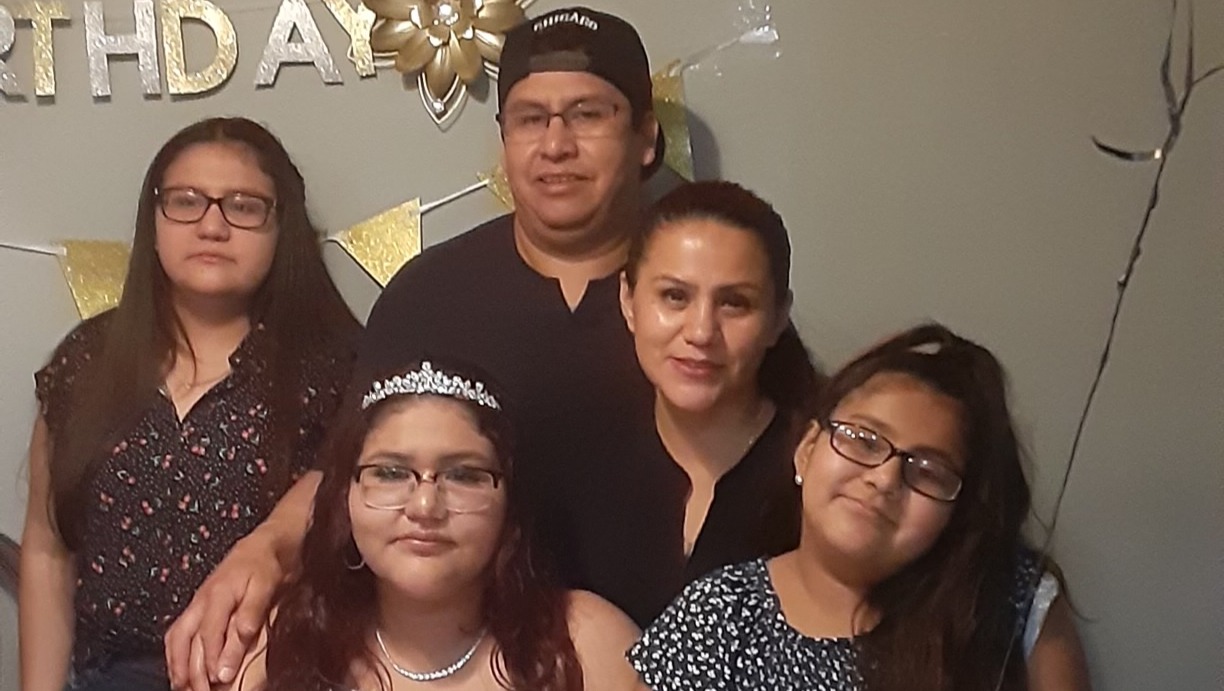 Fundraiser by Noemi Marin : Help Coco and family with expenses