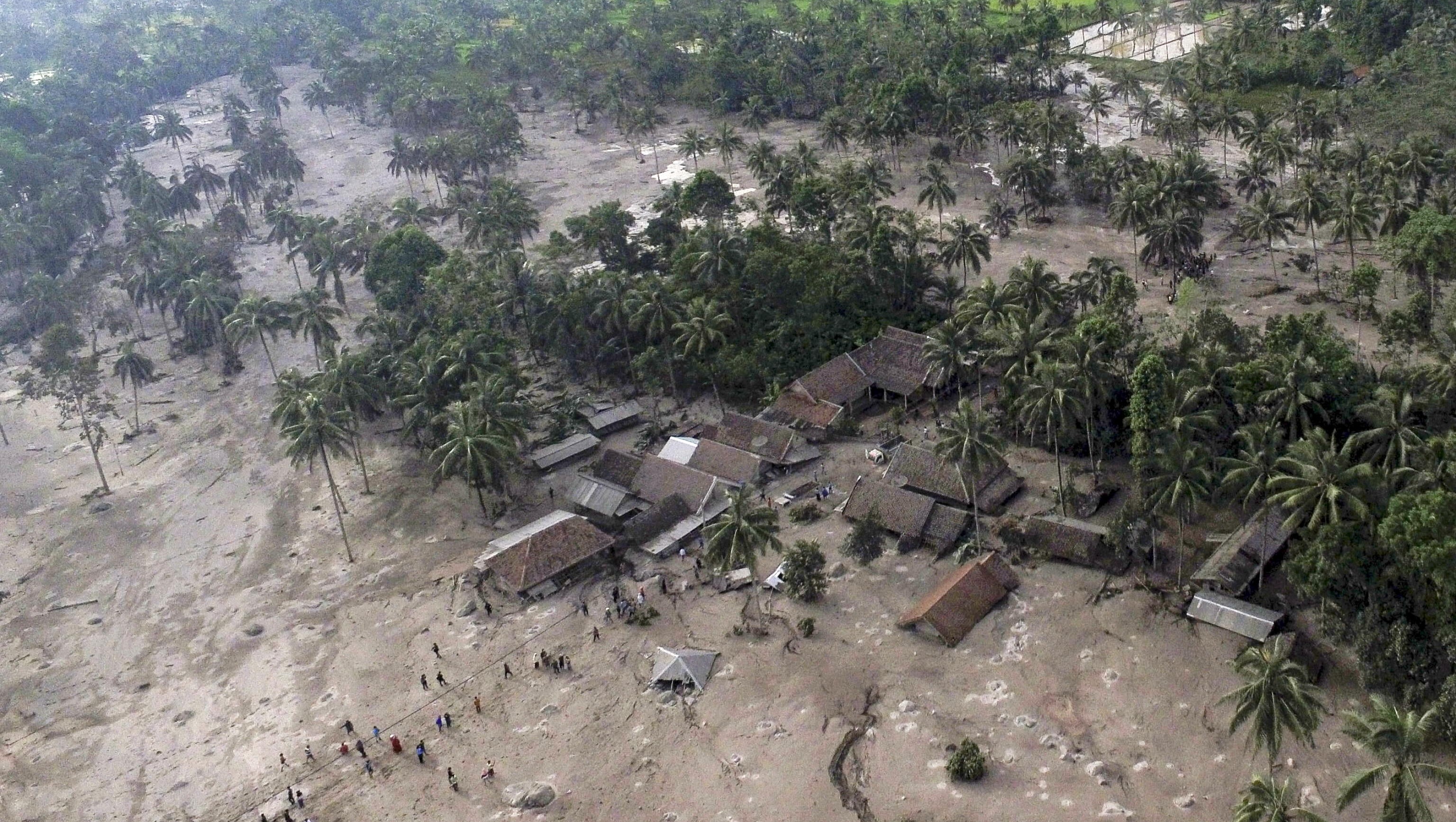 Fundraiser for Saracens Foundation by Mako Vunipola : Saracens ...