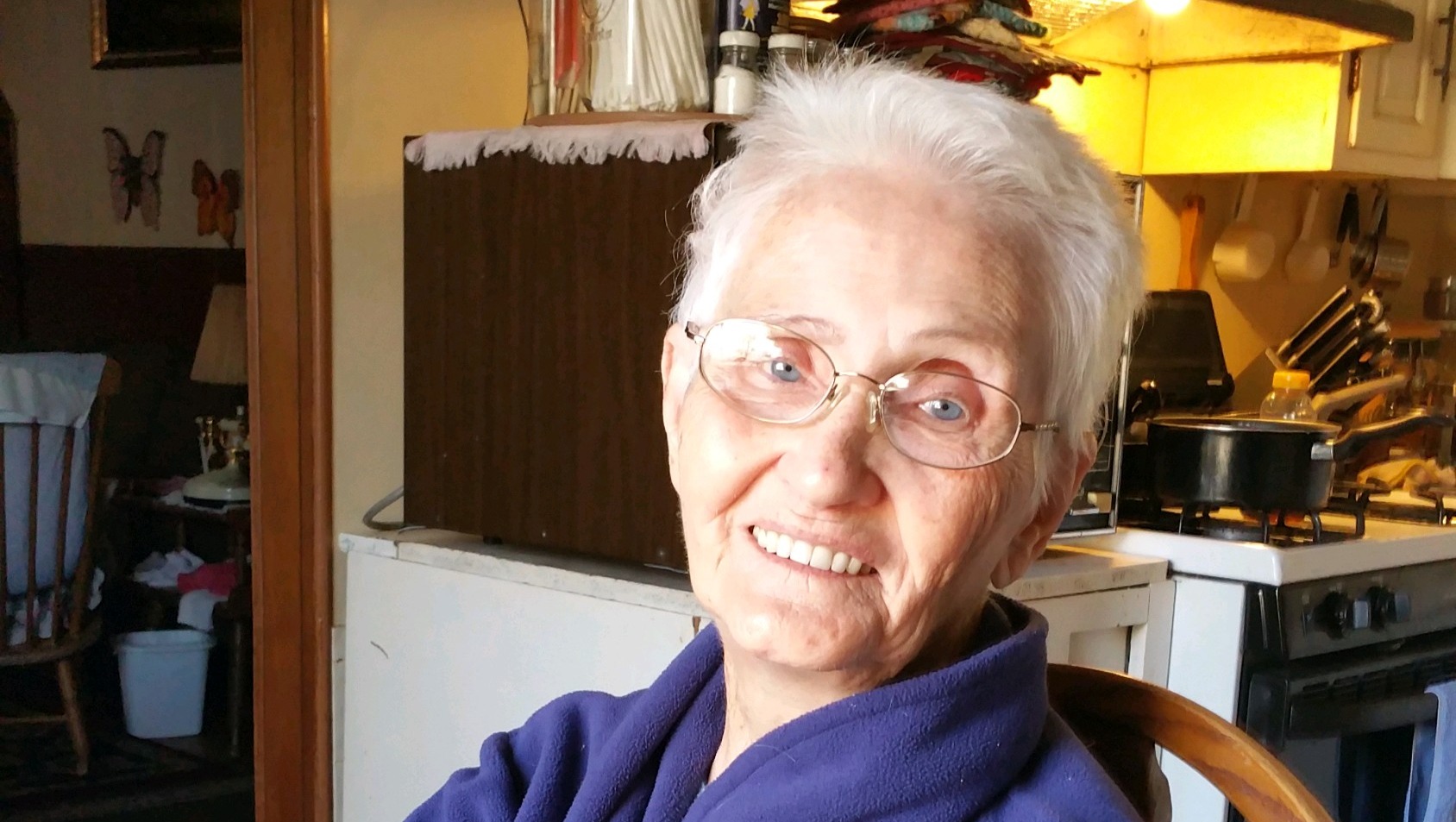 Fundraiser by Benjamin Mathews : Please help lay this beautiful angel ...