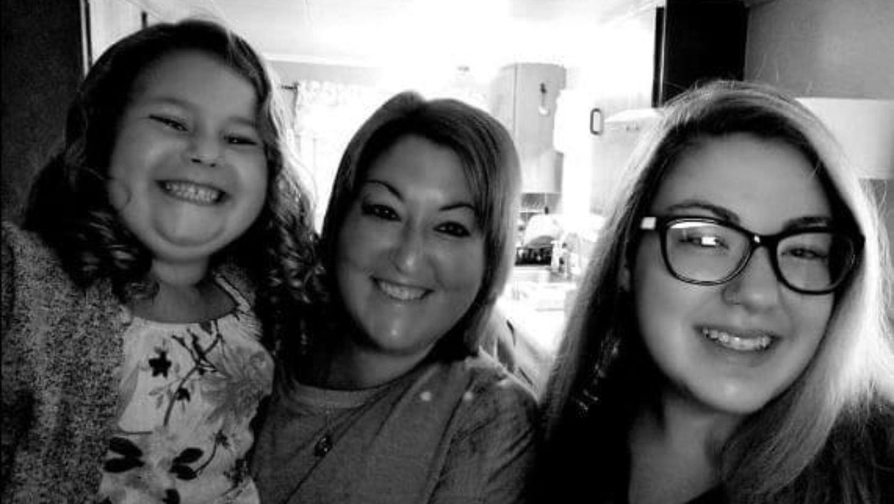 Fundraiser for Sara Smithers by Amanda Pitts : Help Sara Rebuild Her Home