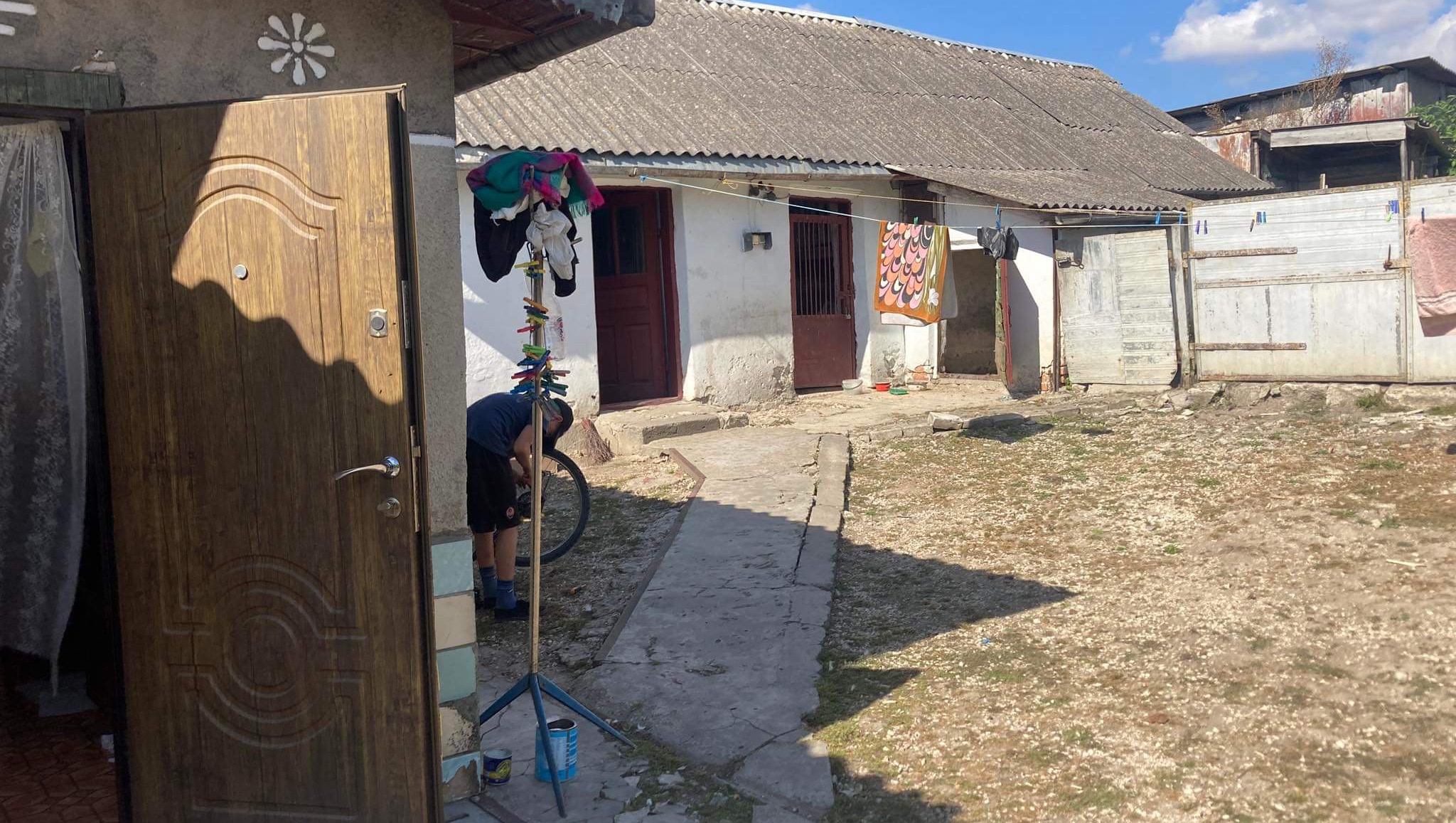 Fundraiser by Cindy Flowers Riggins : Help Displaced Ukrainians