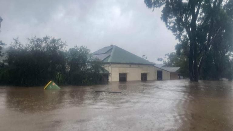 Fundraiser by Alice Morrissey : Help my Dad rebuild our family home