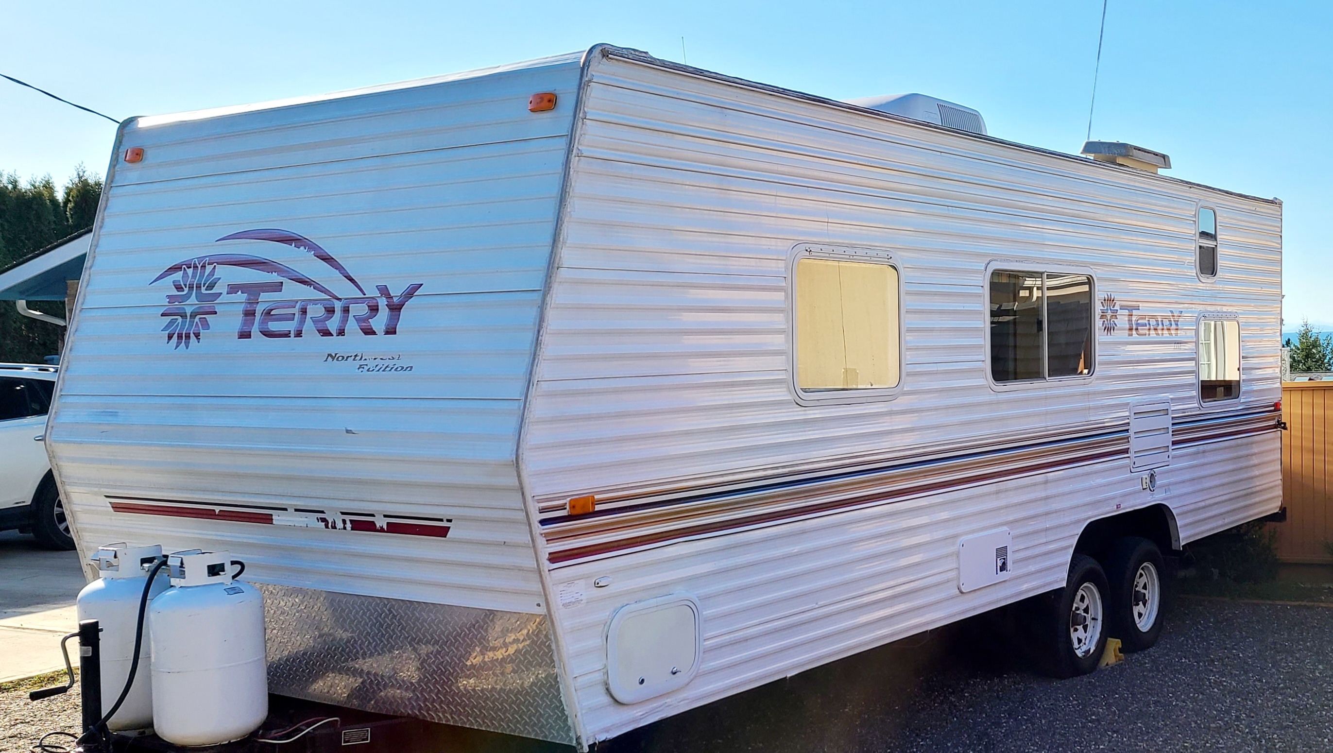 Fundraiser by Ann Hinz : A trailer for two homeless women