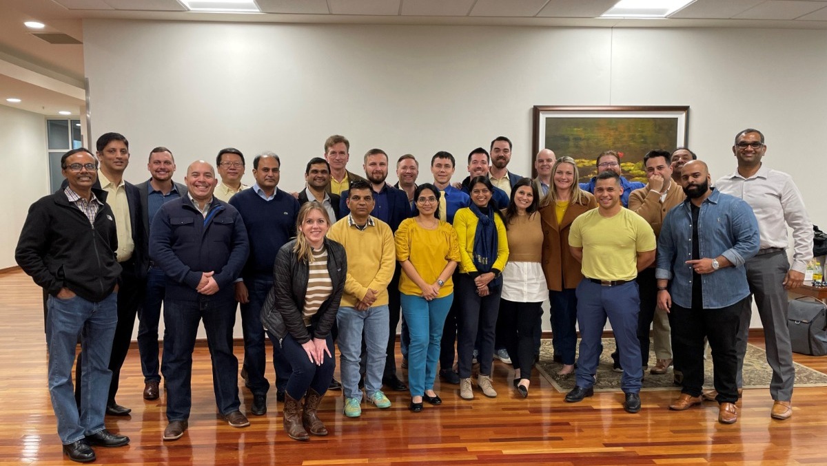 Fundraiser by Yuriy Berlizov : UTD EMBA 22' For Ukraine