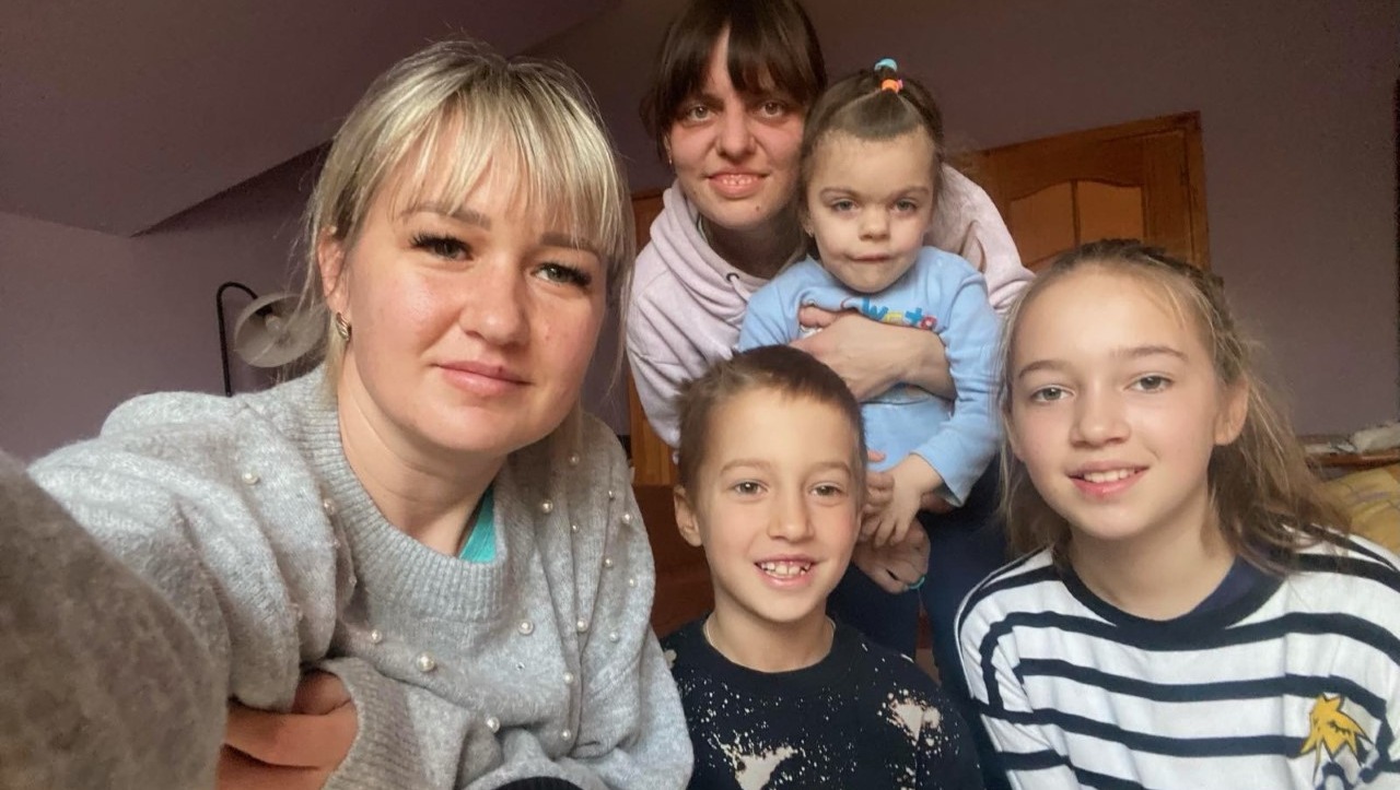 Fundraiser for Liliia Damore by Robert Allia : My Sister is Ukrainian ...