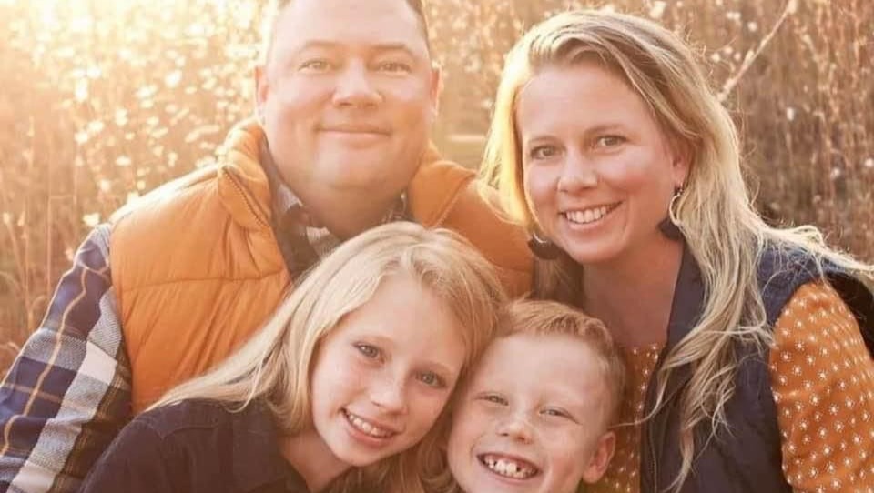 Fundraiser for Kristie Lindgren by Amanda Jackson : Lindgren Family