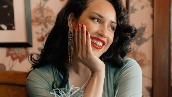 Fundraiser for Anne Henshaw by Dylan Thomas : Help Coco Lamarr Move Due ...