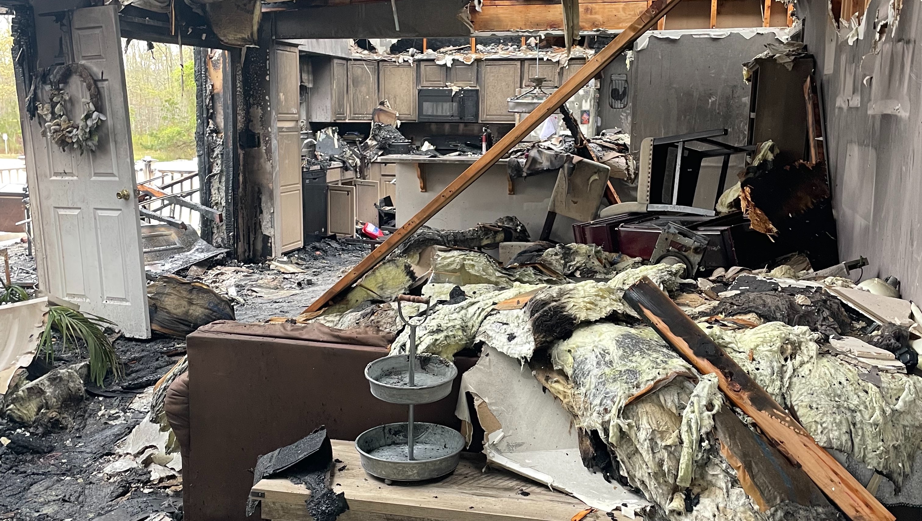 Fundraiser by Melissa Scholey : House fire