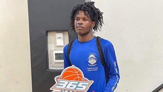 Fundraiser by Esteban Soto : Please help bury Keymarion