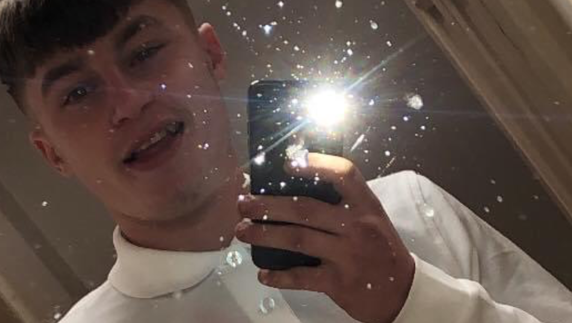 Fundraiser by Kayleigh Jones : Dafydd Hughes- help towards funeral costs x