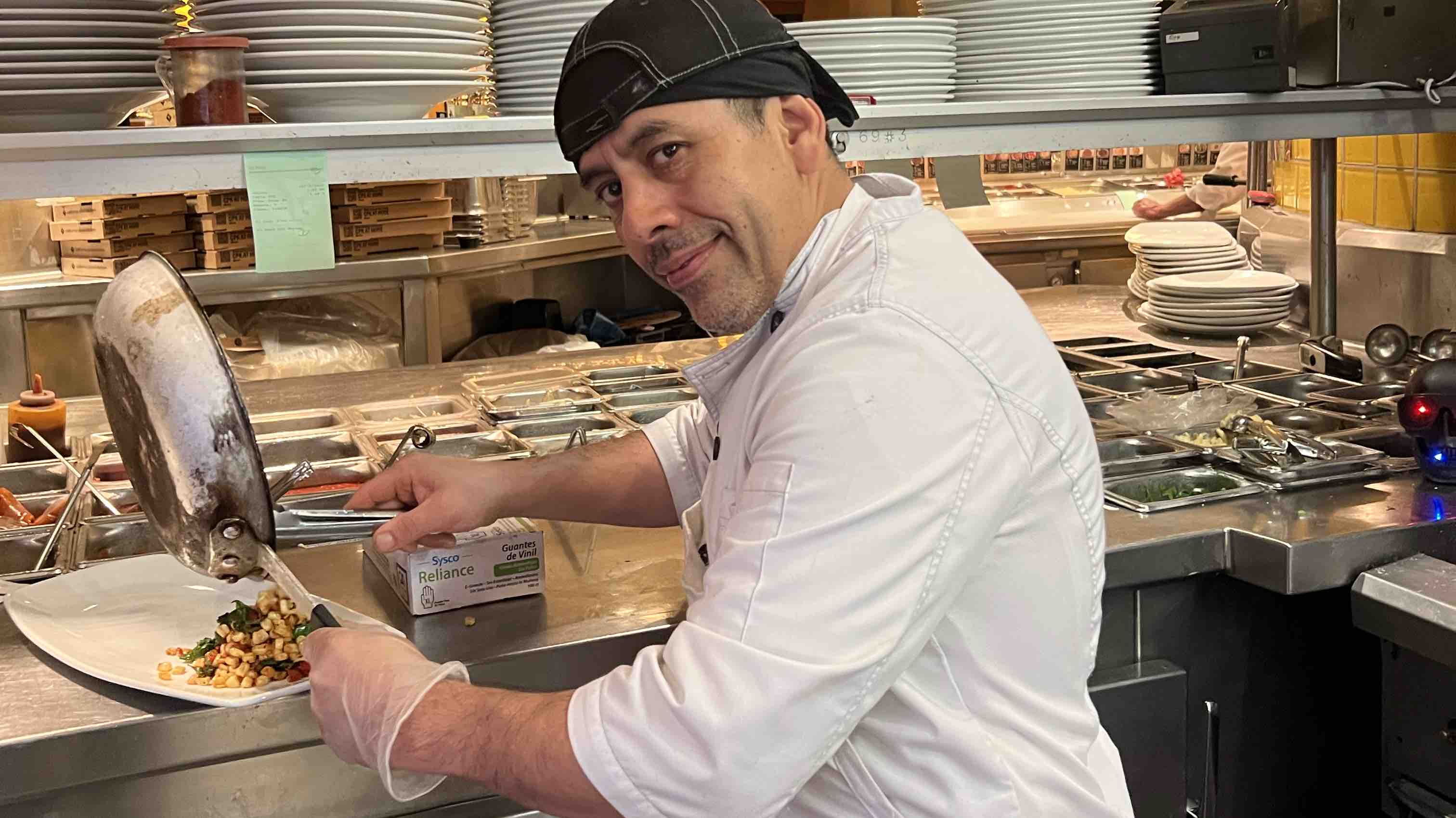 Fundraiser by Alicia Axt : Help Chapo get back on his feet!