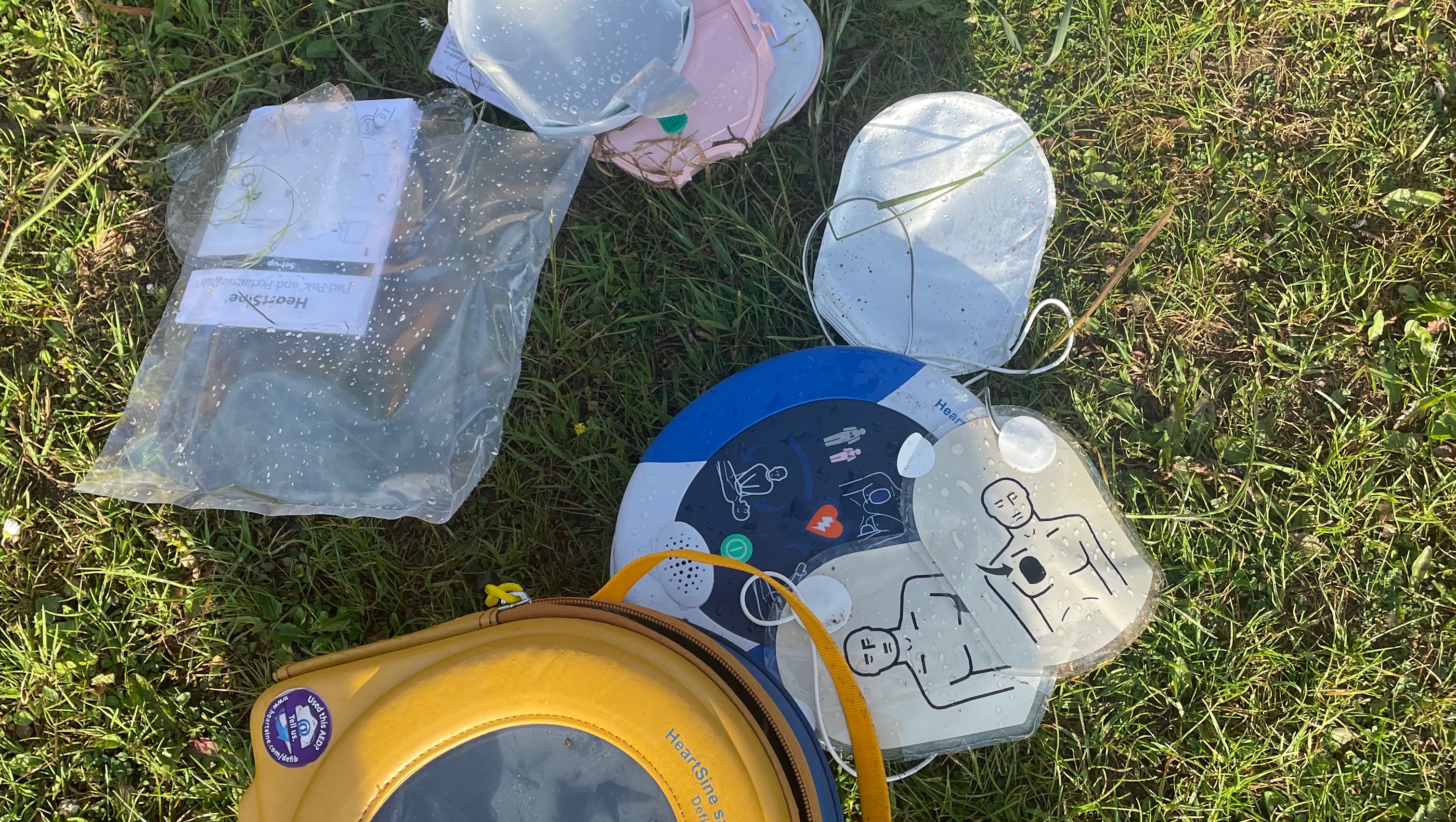 Fundraiser by Neil Tustin : Highworth juniors ️ Defibrillator