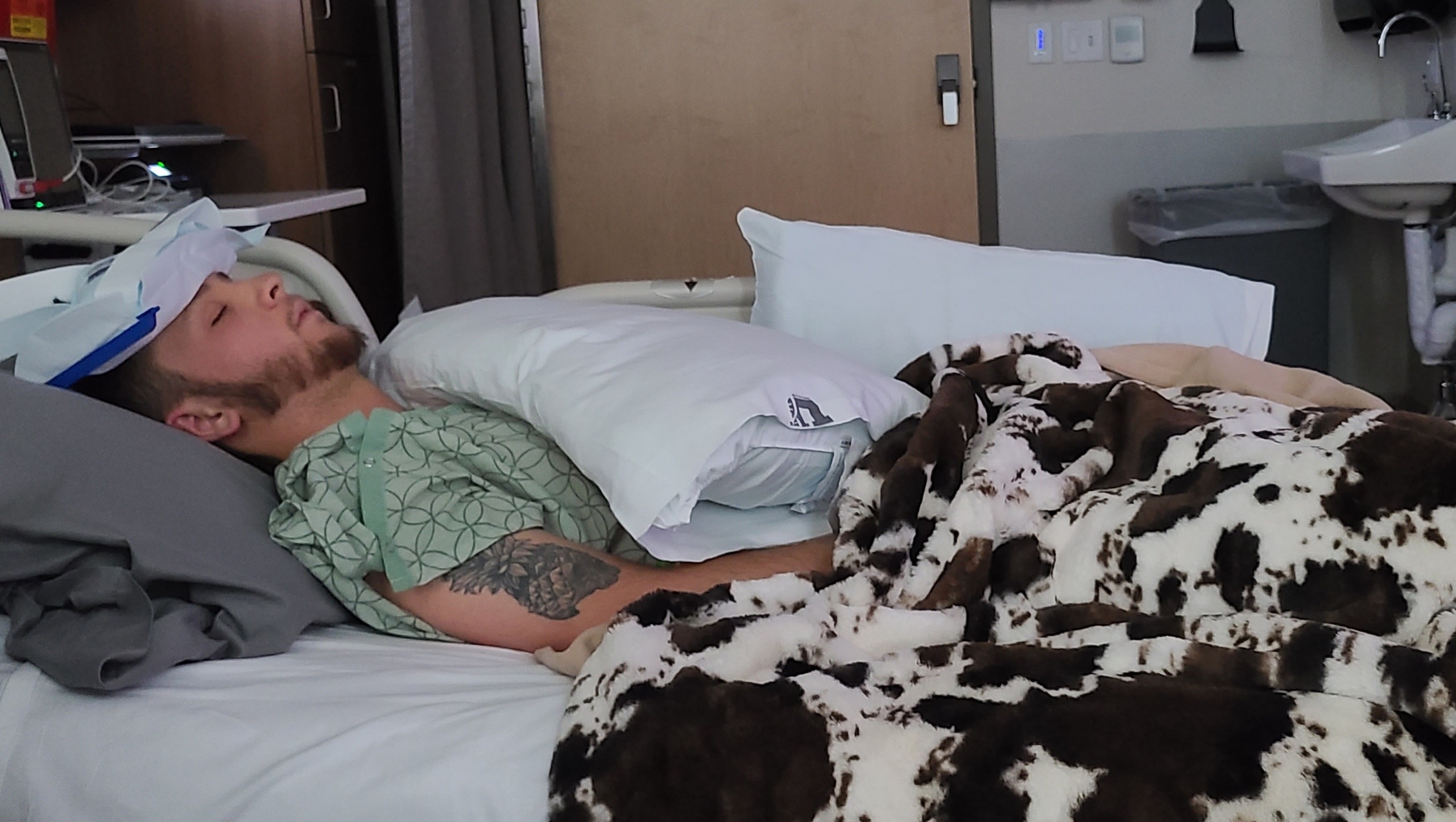 Fundraiser for Tawnya McGrath by Brylee Lynch : Brenden’s hospital stay