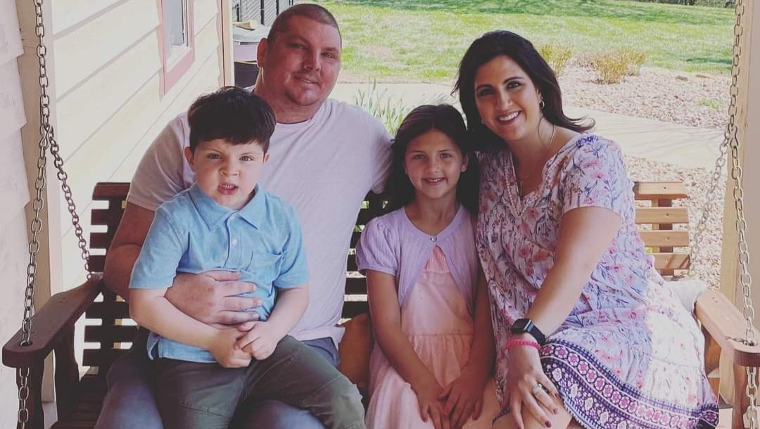 Fundraiser for Ashley Hoefer by Katie Johnson : Hoefer's financial ...