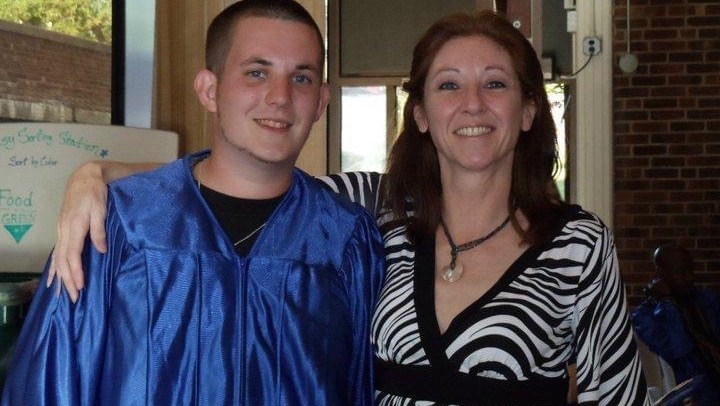 Fundraiser for Michael Bushman by Sarah Lindblad : Help put Dee to rest