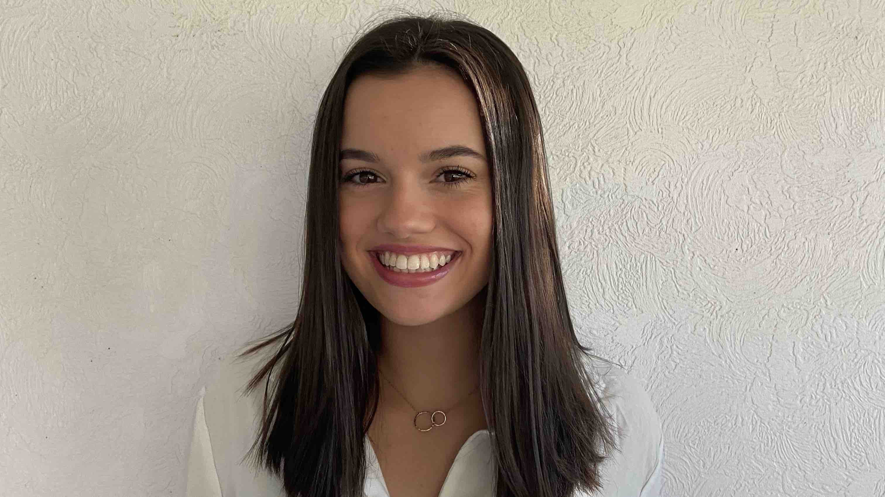 Fundraiser for Julia Caldeira De Andrada by Guiga Vieira : Help Julia go on a Mission Trip