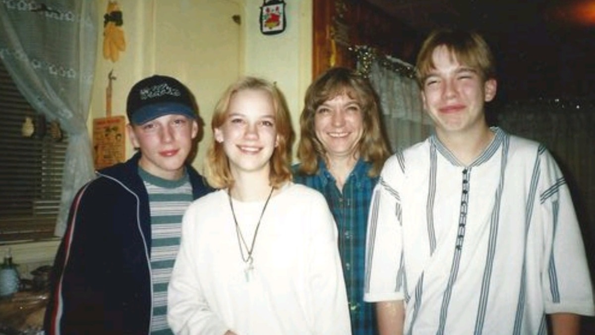 Fundraiser by Clint Asay : Susan Asay and Family Fund