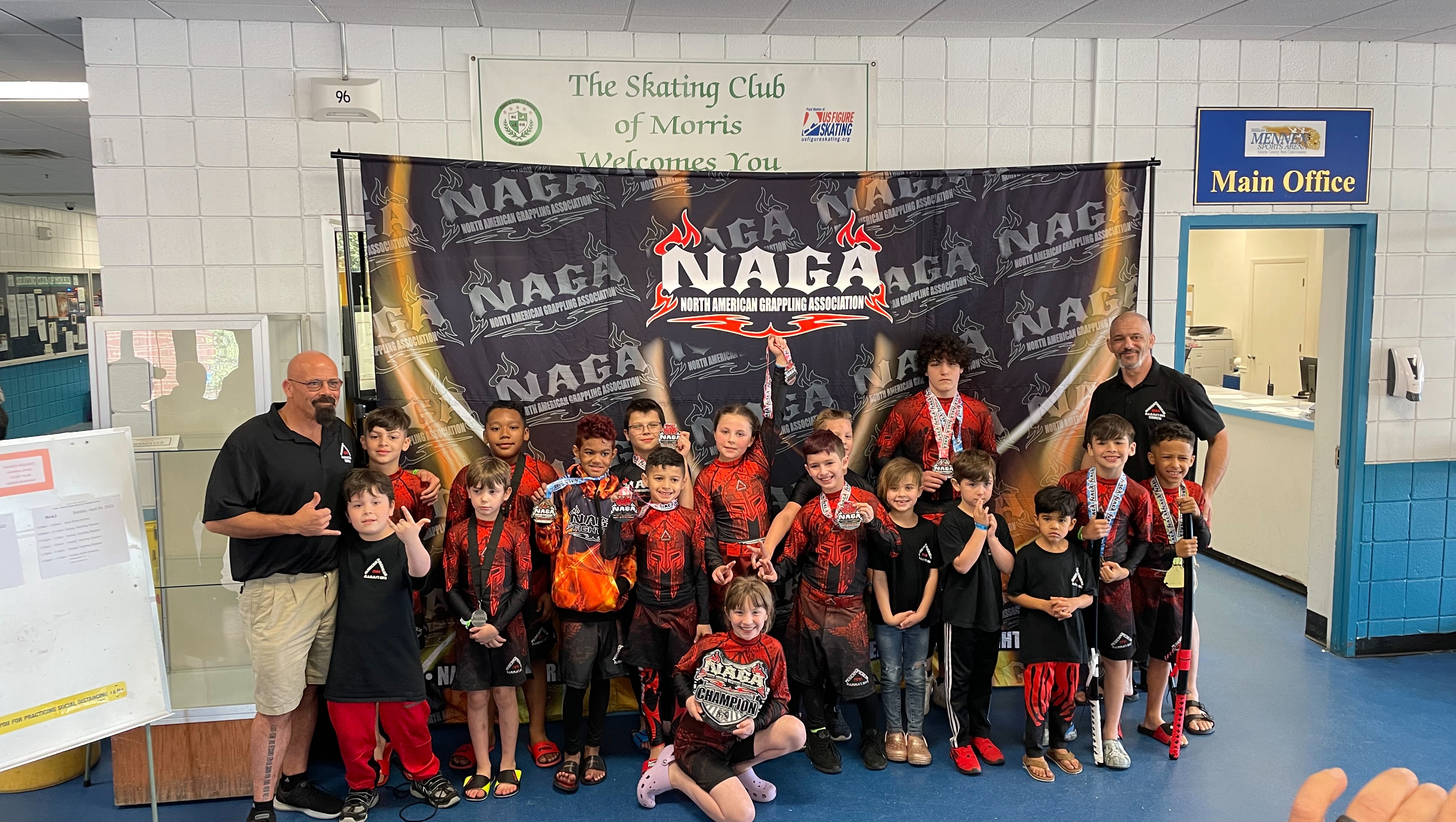 Fundraiser for Nick White by Molly Askew : MAMMAs Boys compete in Vegas