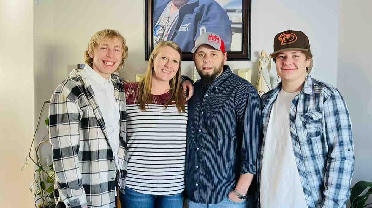 Fundraiser for Amber Cotney by Brooke Tibbetts : Jeff Cotney's Cancer ...