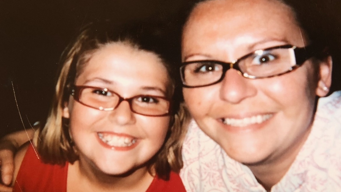 Fundraiser by Kristen Dehart : Help lay Victoria to rest