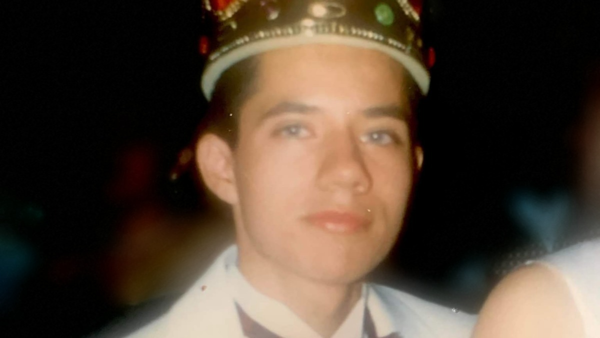 Fundraiser by Sylvia Luan : Robert aka Christina Douglas,Hillary and ...