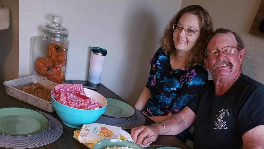 Fundraiser for Robert Ayers by April Ayers : RD and Jodi Need your Help