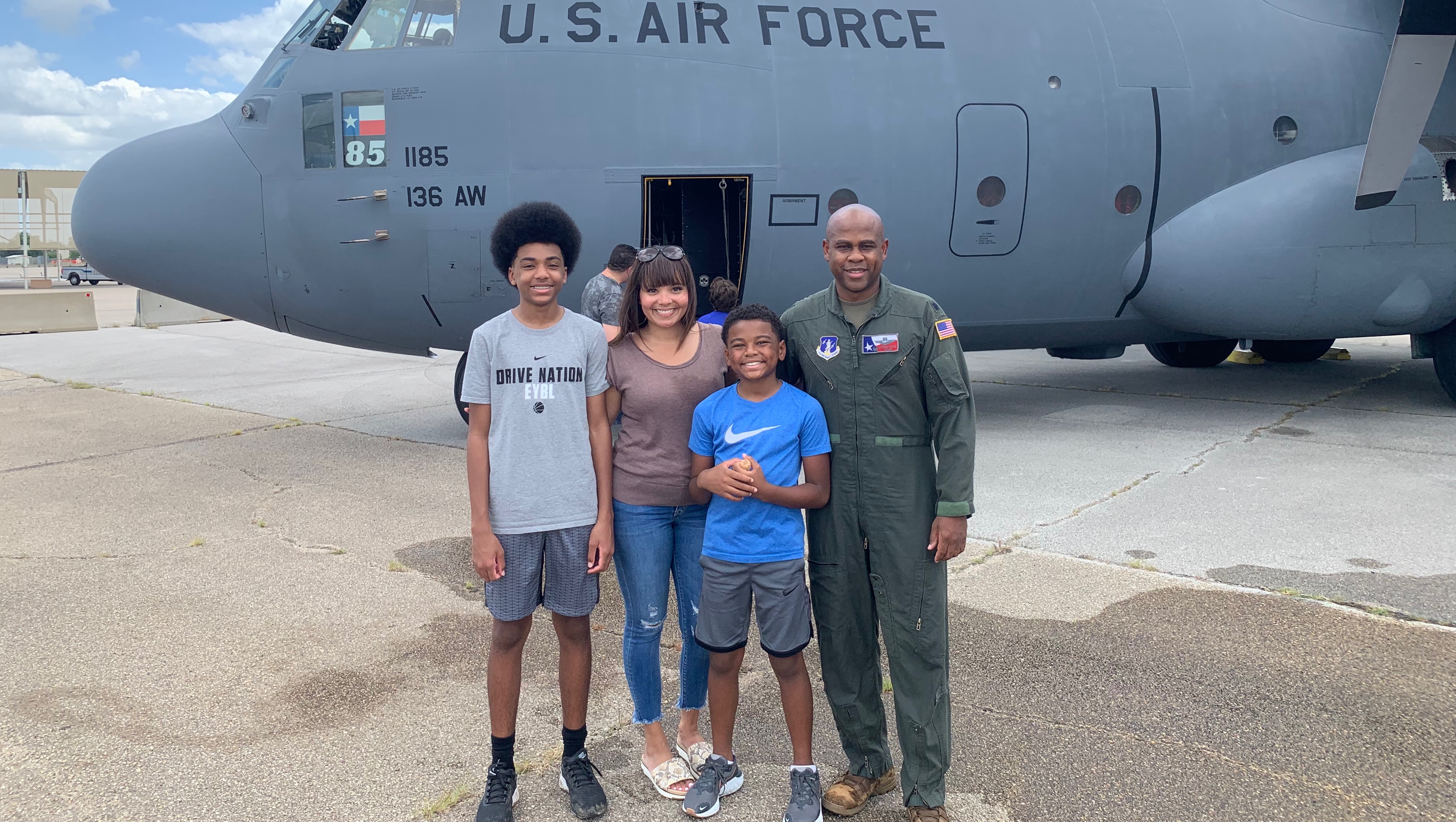 Fundraiser for Mary Potts by Amy Blueitt : Lt. Colonel Jayson Potts