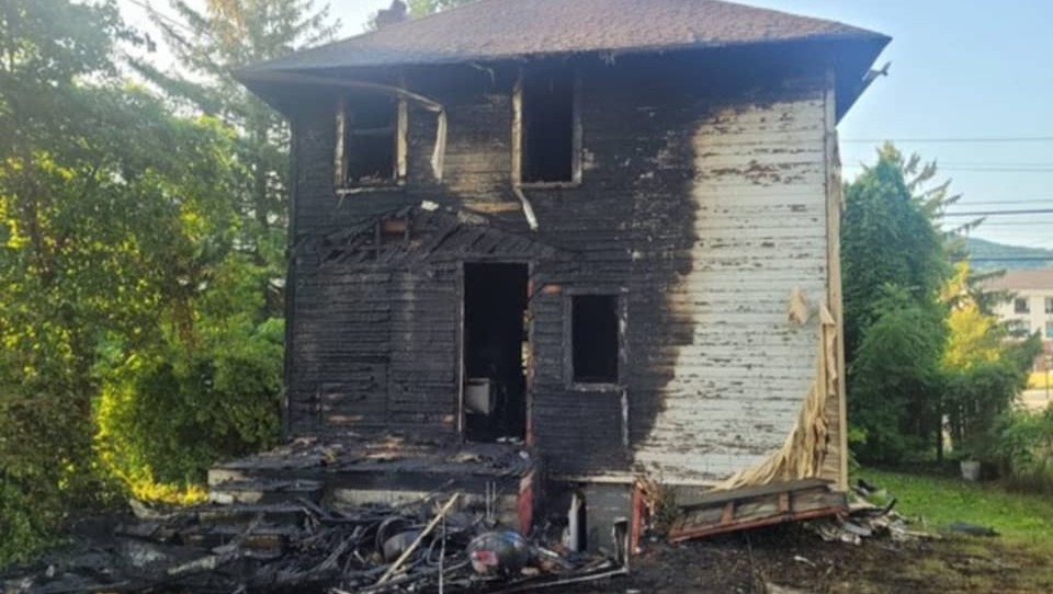Fundraiser for Perry Salmon by Brittney Isaiah : House fire fund
