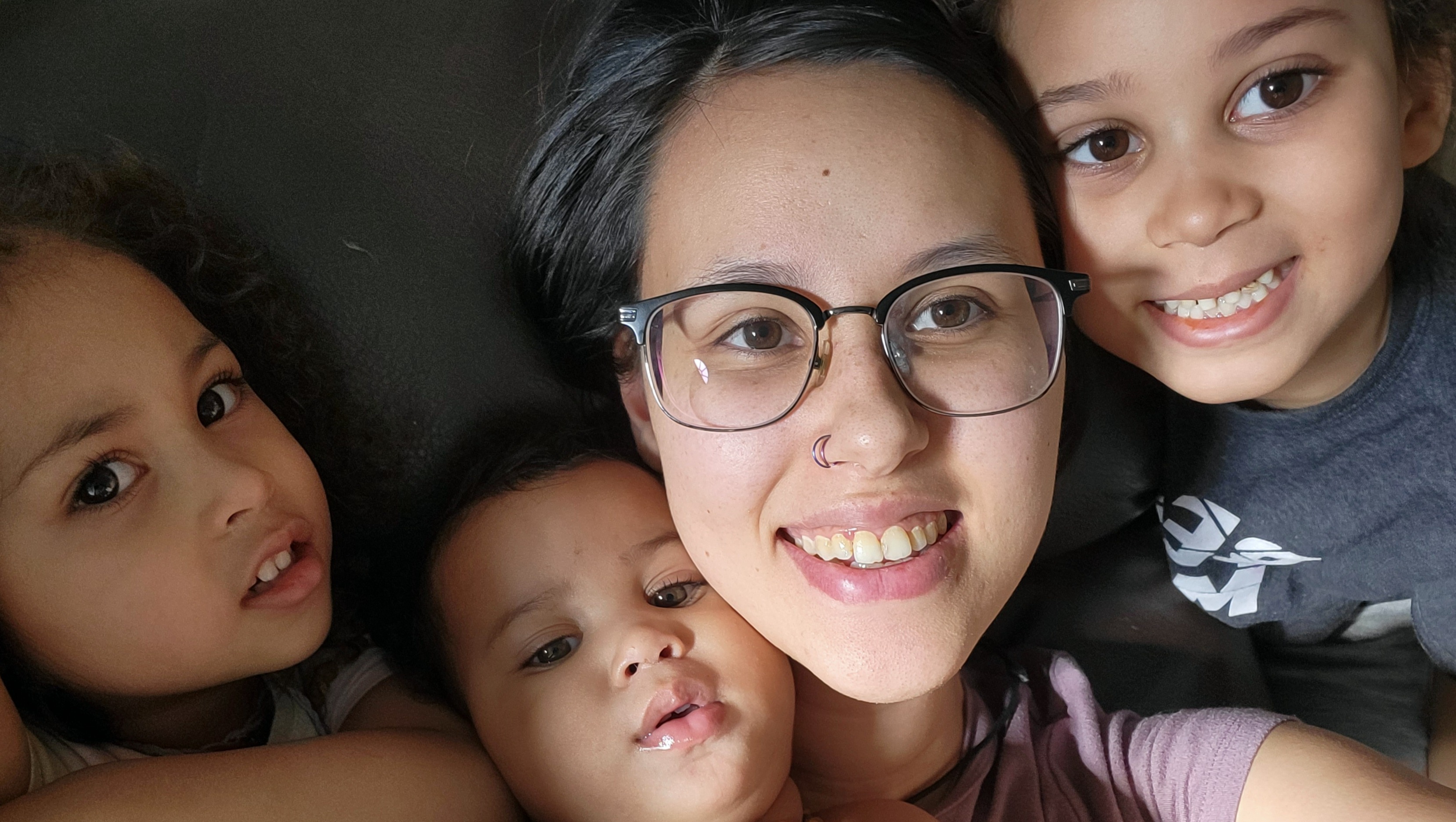 Stephanie Ahern's Instagram, Twitter & Facebook on IDCrawl